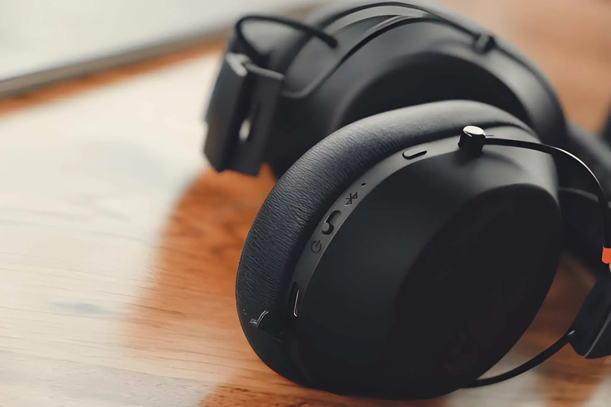 How to pair Plantronics headset to any device - Beats insight